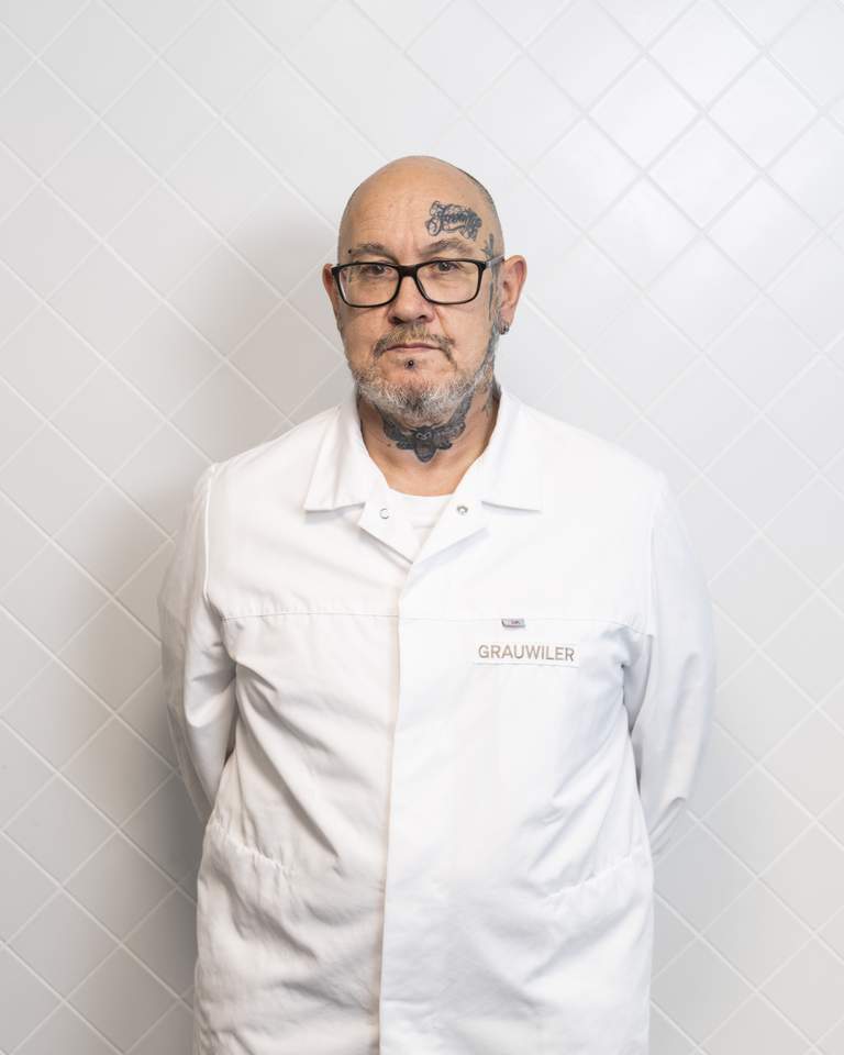 Roger Hoell | Grauwiler 1821 Basel